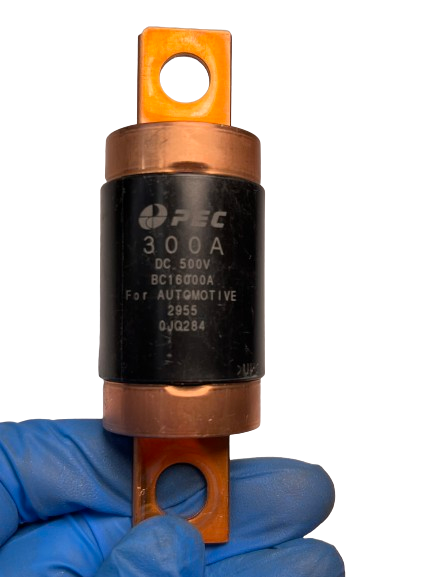 Fuse PEC 300 A – EV Clinic