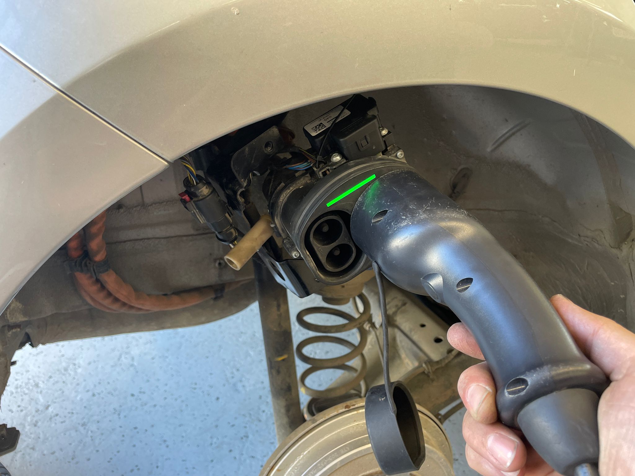 eUP eGolf Charge Socket Lock P33E800 Repair Operation Manual - EV Clinic